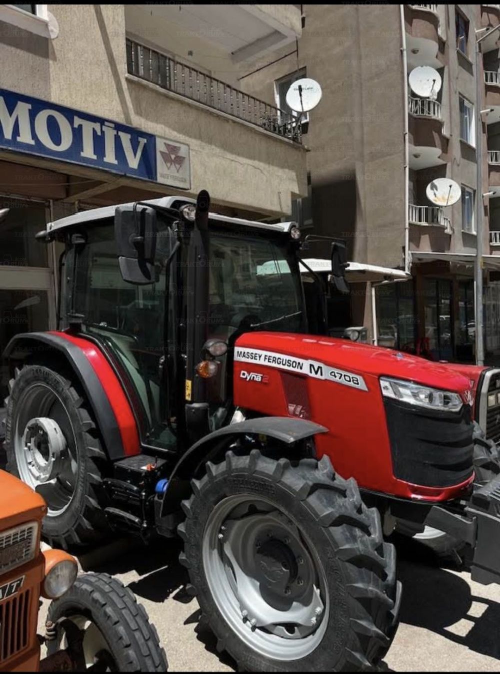 Massey ferguson 4708 - traktorum.com