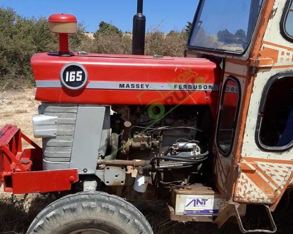 Massey 165 - traktorum.com