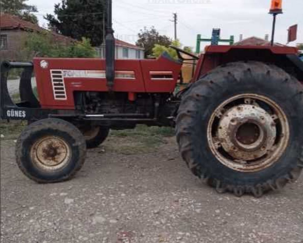 7056 traktör - traktorum.com